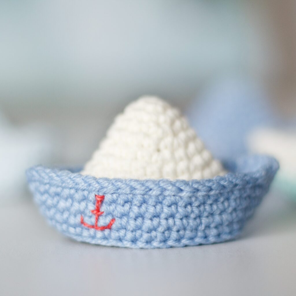 Free No-Sew crochet pattern “Boat & Sailboat” – Planet Piu
